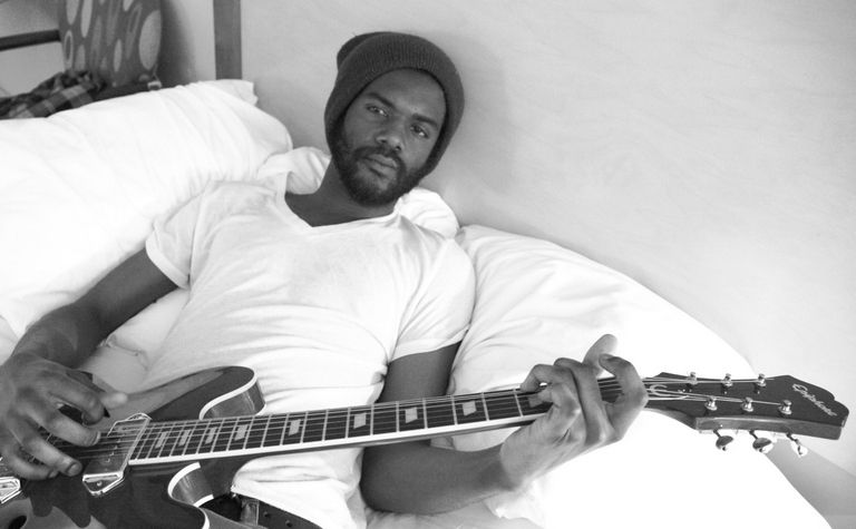 Setting Sail (feat. John Carney) | Gary Clark Jr | Tradução - LETRAS