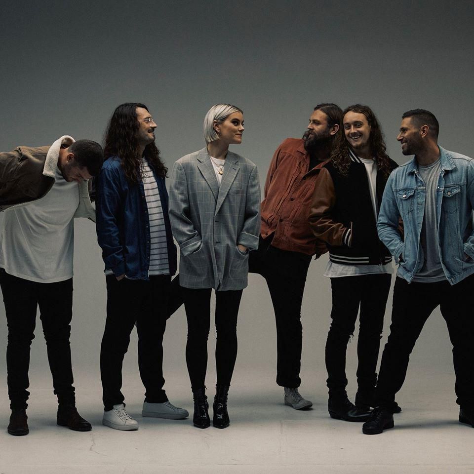 Oceans (Where Feet May Fail) | Hillsong United - LETRAS